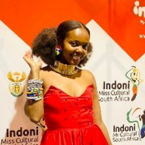 Learn Zulu with Penny - Johannesburg: I am Penny, a high schoo...