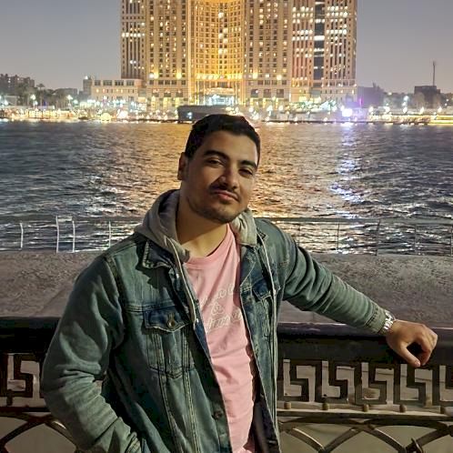 Learn Arabic with Abdelrahman - Cairo: Hey I'm abdelrahman Ezz...