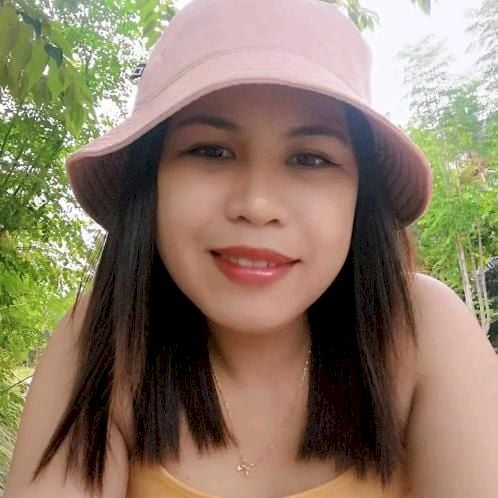 Learn Filipino with Beverlyn - Manila: I Have a tutorial exper...