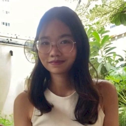 Learn Thai with Chanakan - Bangkok: Hello, I'm Jane, a full-ti...