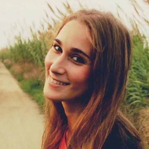 Learn Spanish with Clara - Barcelona: I studied Spanish Philol...
