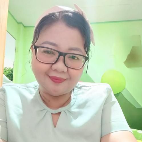 Learn Filipino with Dess - Manila: Mabuhay! I’m Dess, a Fili...