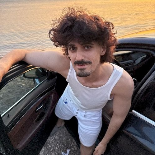 Learn English with Ibrahim - Venice: Hello! I’m İbrahim, an...