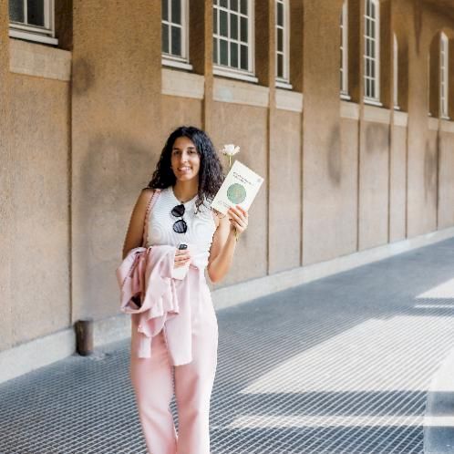 Learn Italian with Ilaria - Hamburg: I am Ilaria and I come fr...