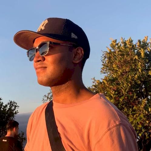 Find your English Tutor in Manila PHP500/h | TUTOROO