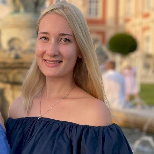 Learn English with Maria - Bangkok: Hello! My name is Maria an...