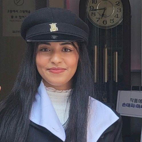 Learn Arabic with Oumaima - Seoul: I don’t have professional...