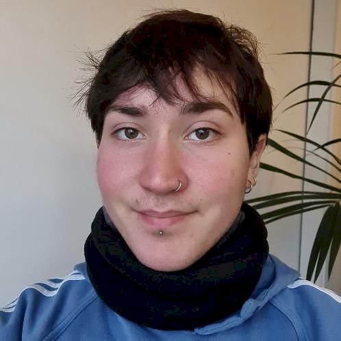 Learn French with Sacha - Athens: Currently graduating with a ...