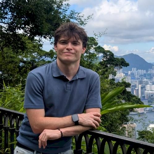 Learn English with Steve - Hong Kong: Hi! I’m Steve — a UK...