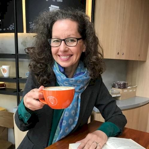 Learn English with Susan - Vancouver: (Online lessons) Hello!